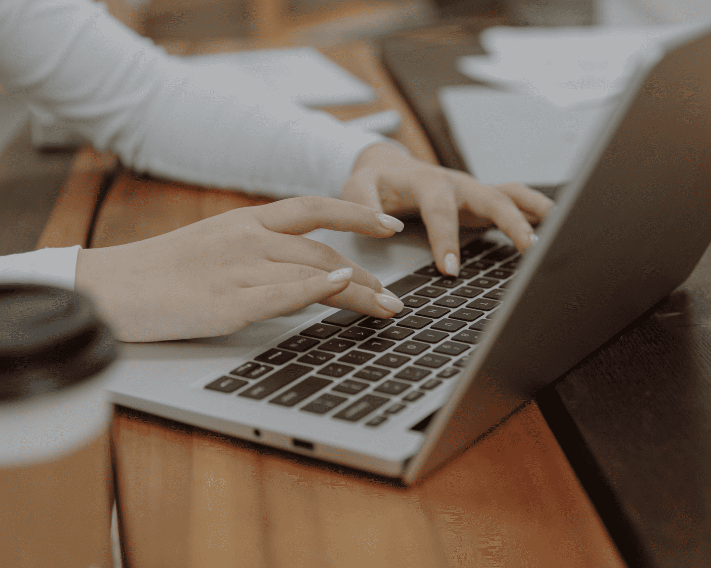 Closed Captions vs. Open Captions: Understanding the Differences, Uses ...